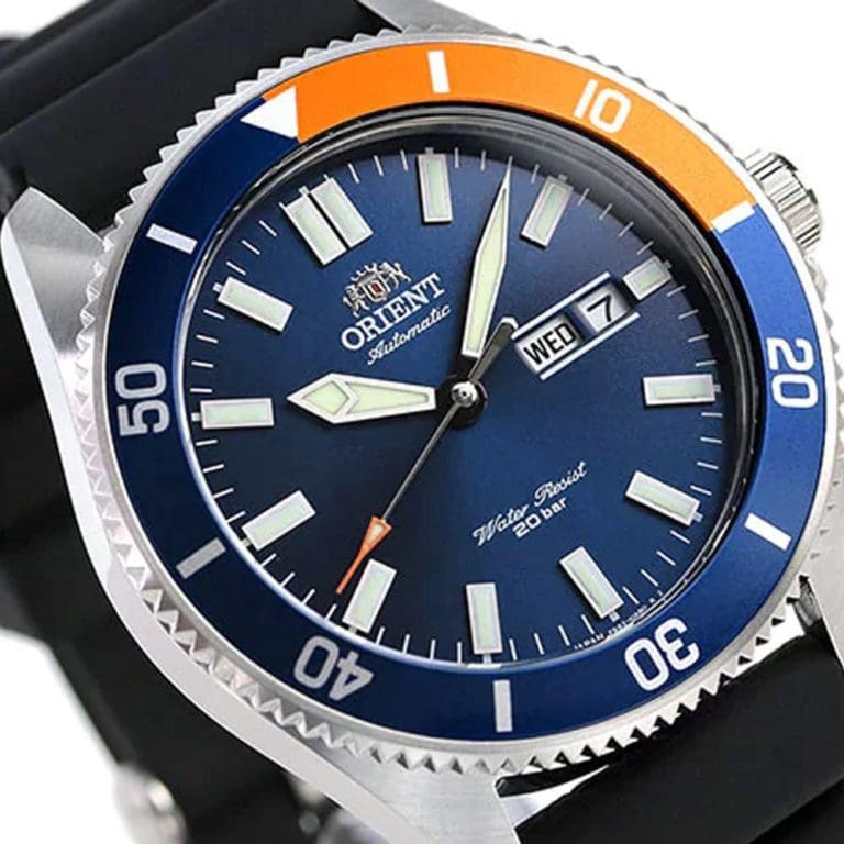 Six montres automatiques Orient en soldes